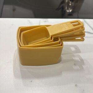 Crownware | Kitchen | Vtg Crownware Plastic Retro Kitchen Baking ...